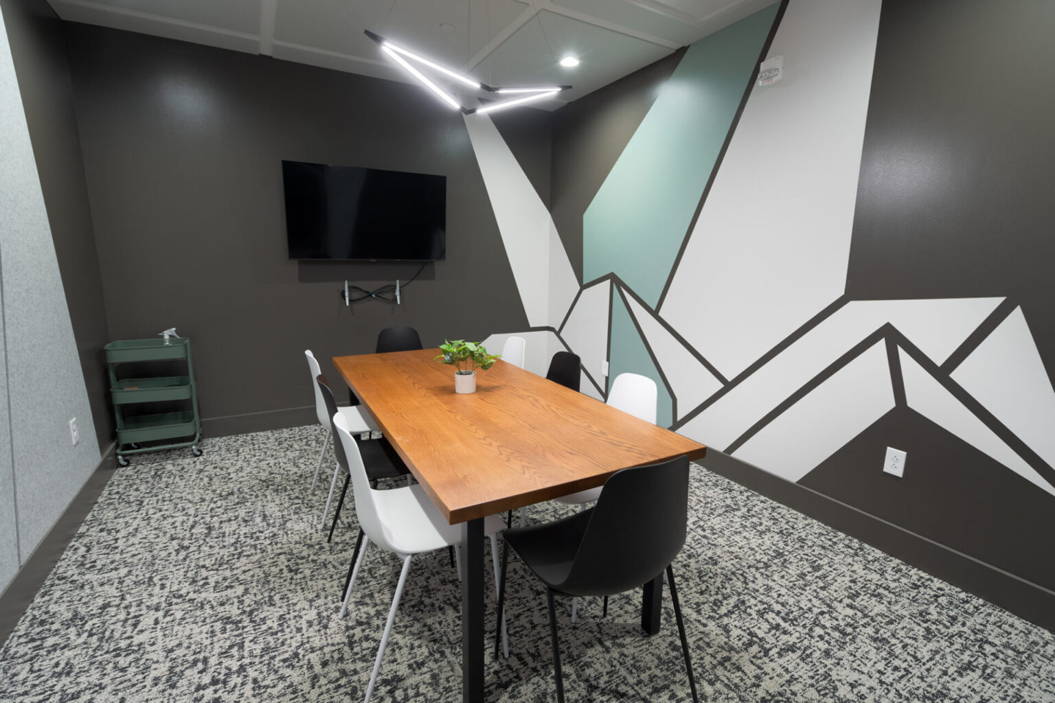 COhatch - Shared Workspace, Offices, and Meetings